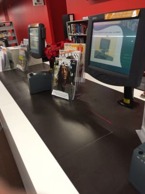 DES MOINES PUBLIC LIBRARY - Updated October 2025 - 20 Photos & 17 ...