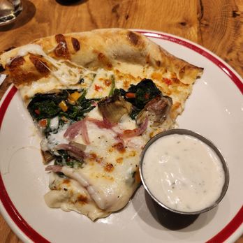 MONEYLINE PIZZA & BAR - Updated September 2024 - 1287 Photos & 984 ...