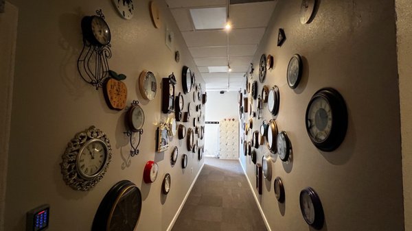 HOUR TO MIDNIGHT - ROOM ESCAPE GAMES - Updated January 2026 - 53 Photos ...