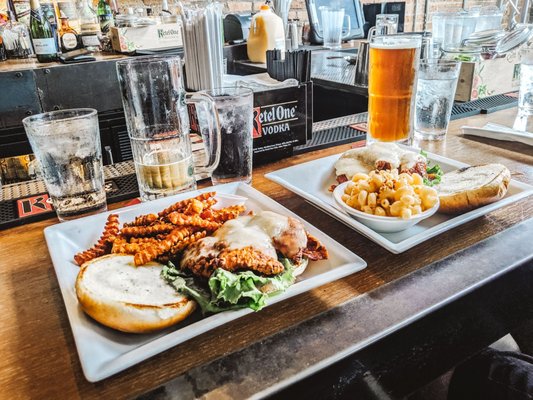 FATPOUR TAP WORKS WICKER PARK - 437 Photos & 673 Reviews - 2005 W ...