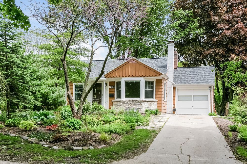 BUELL REAL ESTATE GROUP OF REALTY EXECUTIVES COOPER SPRANSY - Updated ...