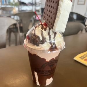 DANZEISEN DAIRY CREAMERY STORE - 112 Photos & 55 Reviews - 500 S ...