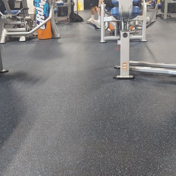 CRUNCH FITNESS - MONROVIA - Updated March 2025 - 56 Photos & 81 Reviews ...