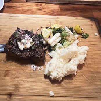 THE MILL STEAKHOUSE + SPIRITS - 501 Photos & 579 Reviews - 900 Meridian ...