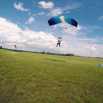 TRIANGLE SKYDIVING CENTER - Updated December 2025 - 62 Photos & 68 ...