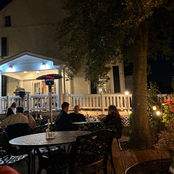 WASHINGTON CROSSING INN - Updated December 2025 - 204 Photos & 242 ...