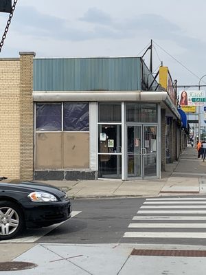 THOMAS RESTAURANT - 44 Photos & 32 Reviews - 1657 E 87th St, Chicago ...