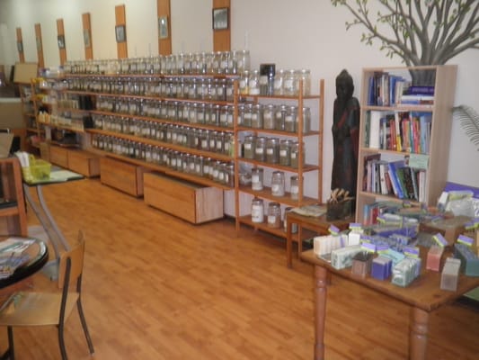 QUIDDITAS - Updated December 2025 - 25 Reviews - 1906 Commercial Drive ...