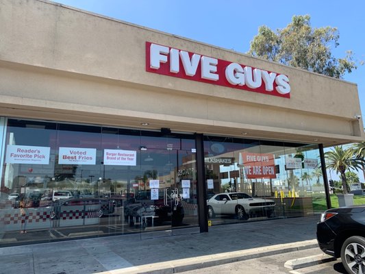 FIVE GUYS - Updated June 2024 - 22 Photos & 49 Reviews - 4737 W Venice Blvd, Los Angeles ...