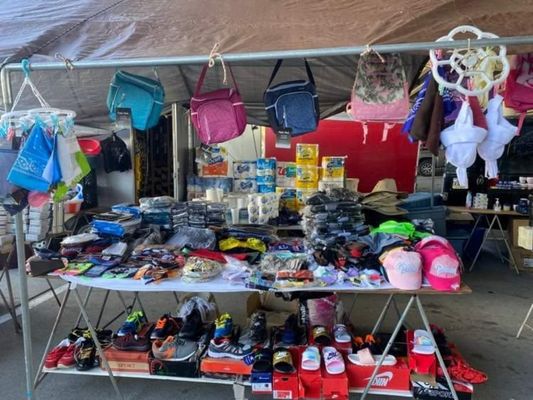 LAKE WORTH HIGH SCHOOL FLEA MARKET - Updated July 2025 - 37 Photos ...