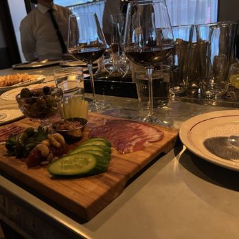 BISTRO MONADNOCK - Updated November 2024 - 244 Photos & 107 Reviews ...