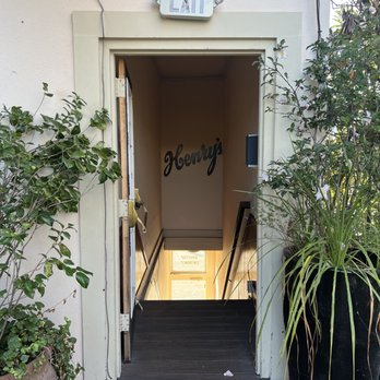 HENRY’S ROOFTOP DECK - Updated November 2024 - 110 Photos & 72 Reviews ...
