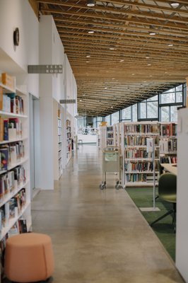 LEDDING LIBRARY - Updated June 2025 - 46 Photos & 27 Reviews - 10660 SE ...