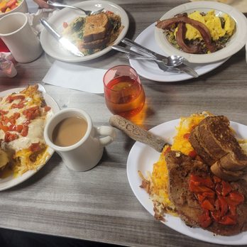 THE RUSTY ROOSTER - Updated June 2024 - 245 Photos & 177 Reviews - 3247 ...