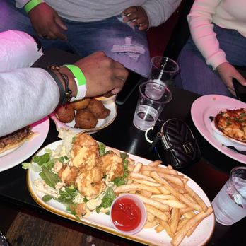 333 LOUNGE - Updated September 2024 - 188 Photos & 163 Reviews - 333 ...