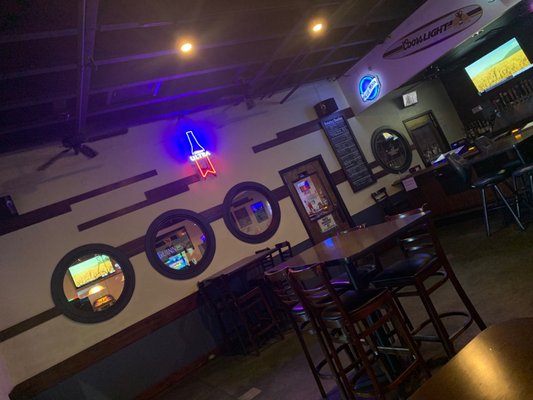 FLOWING TIDE PUB 4 - 169 Photos & 165 Reviews - 1450 E Prater Way ...
