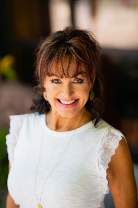 ALLEY CUTS - Updated January 2026 - 21 Photos - 353 W Drake Rd, Fort ...