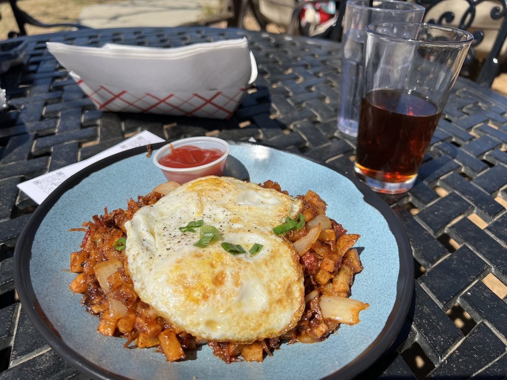 THE TIPSY OAK - 610 Photos & 633 Reviews - 301 E Front St, Arlington ...