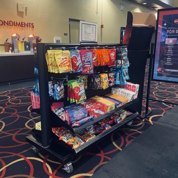 AMC FRESH MEADOWS 7 - Updated May 2025 - 421 Photos & 667 Reviews - 190 ...