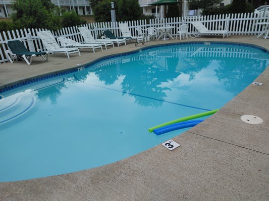 GOLDEN GABLES INN - 33 Photos & 51 Reviews - 1814 White Mountain Hwy ...