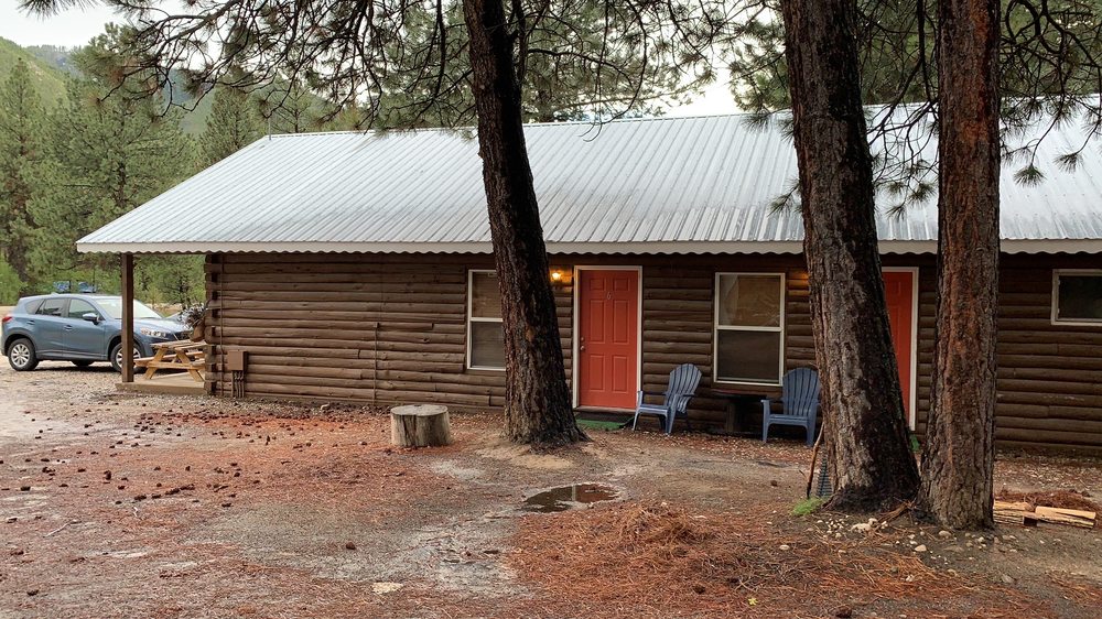 SOURDOUGH LODGE - Updated May 2025 - 40 Photos & 31 Reviews - 8406 Hwy ...