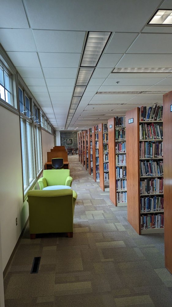 BURLINGTON PUBLIC LIBRARY - Updated November 2025 - 40 Photos - 34 ...