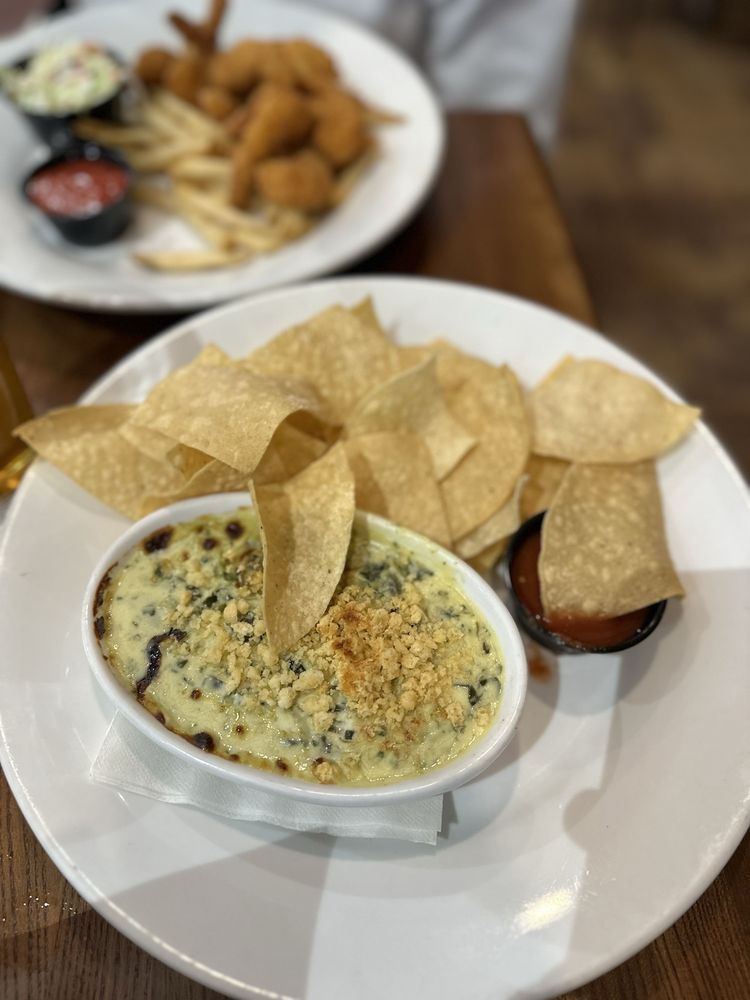 TGI FRIDAY’S - Updated January 2026 - 162 Photos & 185 Reviews - 4200 ...