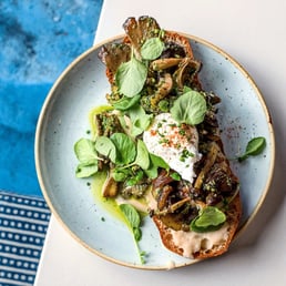 TWO HANDS - Updated December 2025 - 708 Photos & 433 Reviews - 251 ...