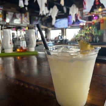 LULU’S BAIT SHACK - Updated October 2024 - 857 Photos & 904 Reviews ...