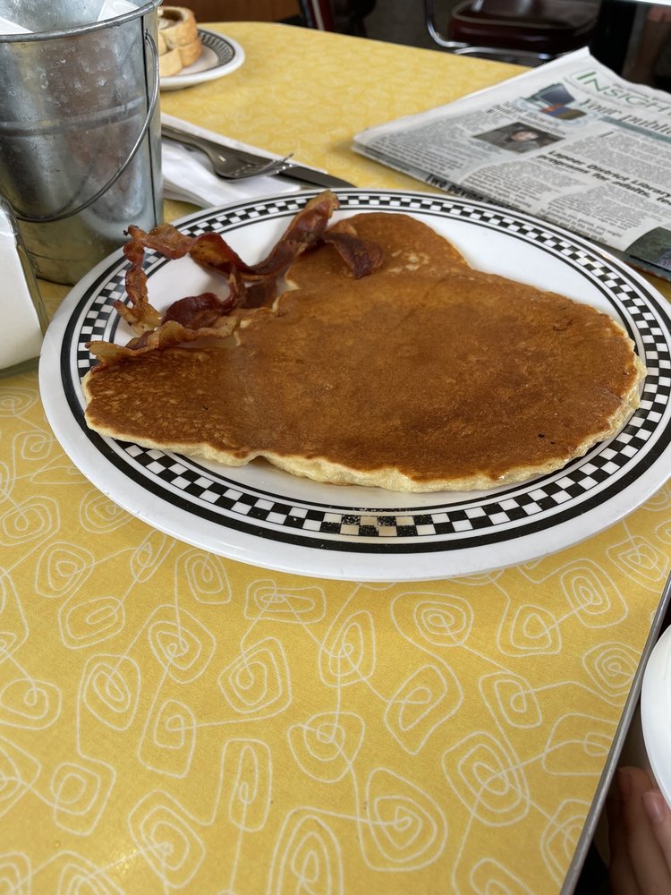 FLAG CITY DINER - 32 Photos & 47 Reviews - 9498 Lapeer Rd, Davison, MI ...