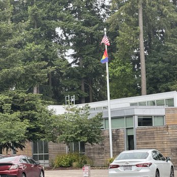 CASCADE PARK COMMUNITY LIBRARY - Updated November 2025 - 14 Photos & 22 ...