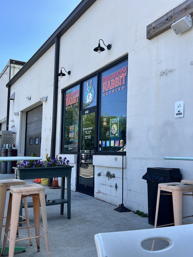 DRUNKEN RABBIT BREWING - 27 Photos & 30 Reviews - 749 New Ludlow Rd ...