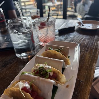 FINNEYS CRAFTHOUSE - PORTER RANCH - Updated August 2025 - 1459 Photos ...