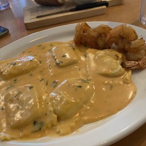 RIGANATO OLD WORLD GRILLE - 158 Photos & 355 Reviews - 700 E State St ...