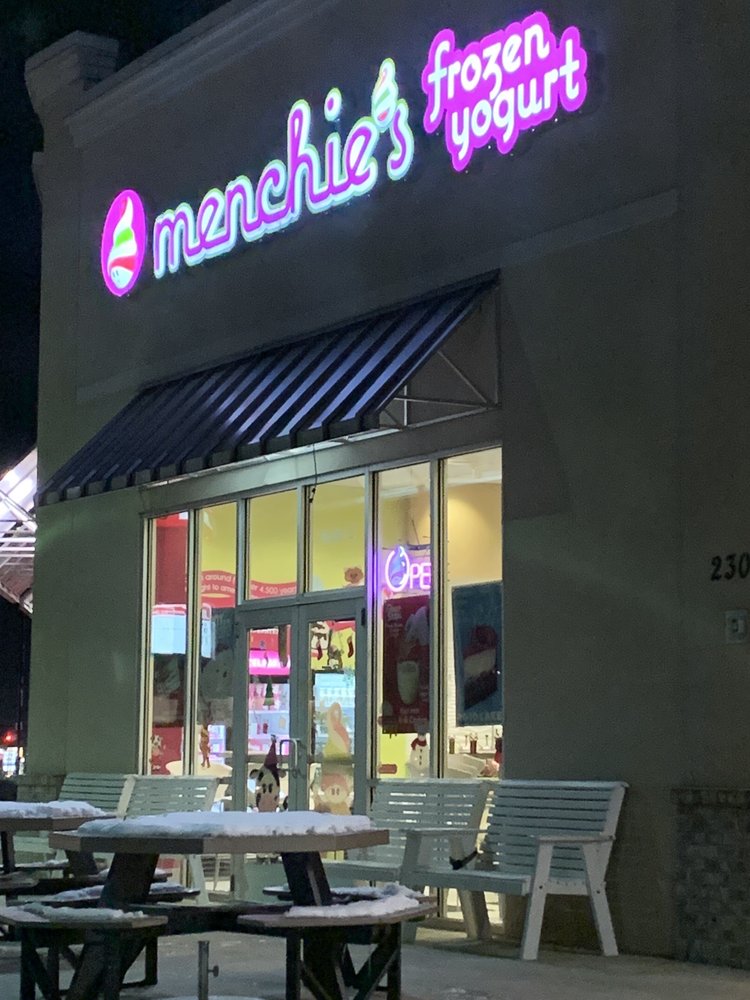 MENCHIE’S FROZEN YOGURT - 2300 Elida Rd, Lima, Ohio - Desserts - Phone ...