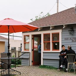 BAKERS BENCH - Updated October 2025 - 204 Photos & 72 Reviews - 1021 ...