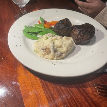 SILVER FOX STEAKHOUSE - Updated October 2025 - 201 Photos & 265 Reviews ...