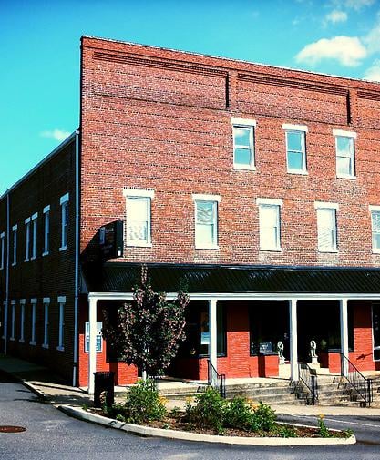 UPTOWN SUITES OF STUART - Updated October 2025 - 220 Orchard St, Stuart ...