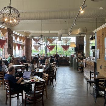 THE RED CAT - Updated December 2025 - 452 Photos & 229 Reviews - 2901 ...