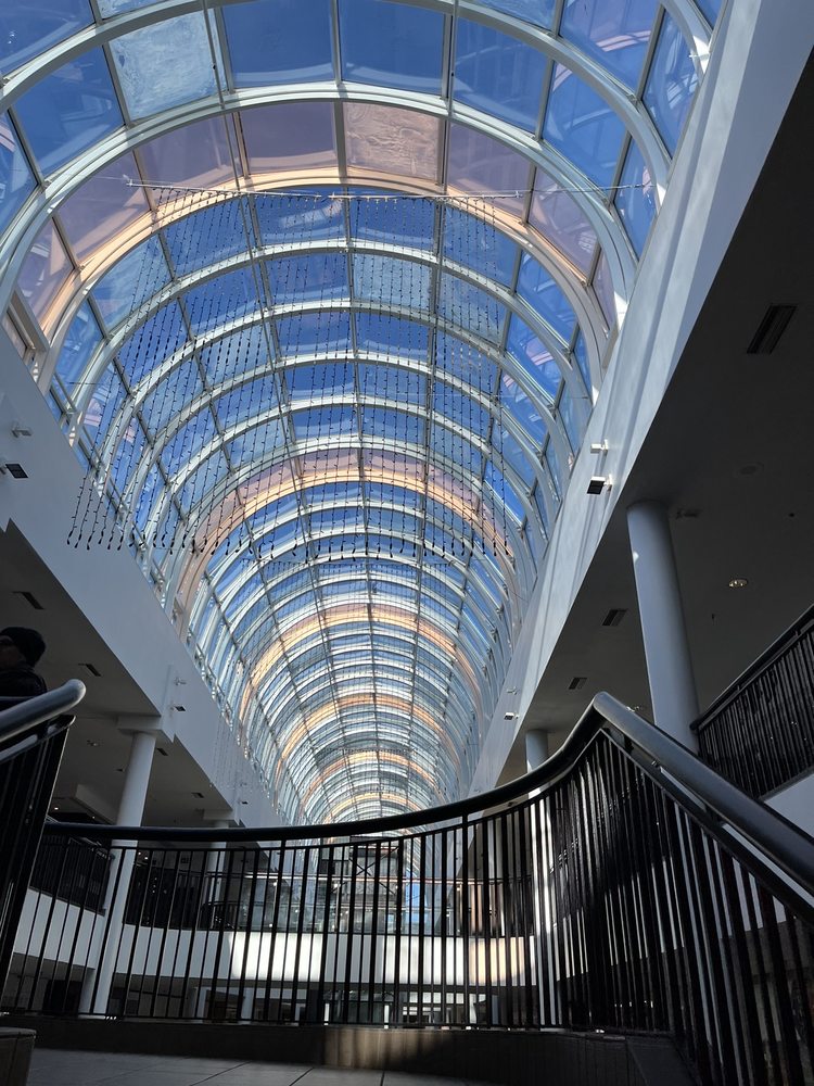 LOUGHEED TOWN CENTRE STATION - Updated December 2025 - 31 Photos - 9755 ...