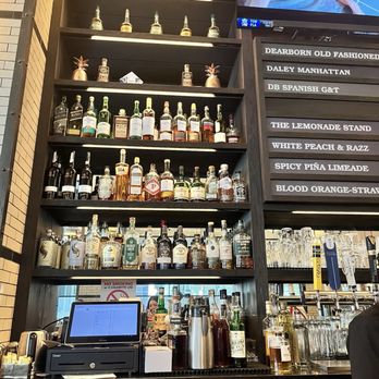 THE DEARBORN - Updated May 2025 - 4037 Photos & 2546 Reviews - 145 N ...