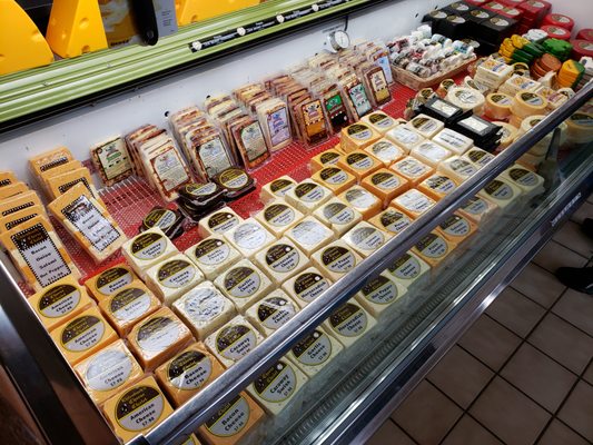 EHLENBACH’S CHEESE CHALET - 163 Photos & 85 Reviews - 4879 County Rd V ...