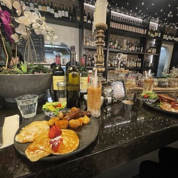 QUEENS BREAKFAST COCKTAILS - Updated July 2024 - 322 Photos & 204 ...