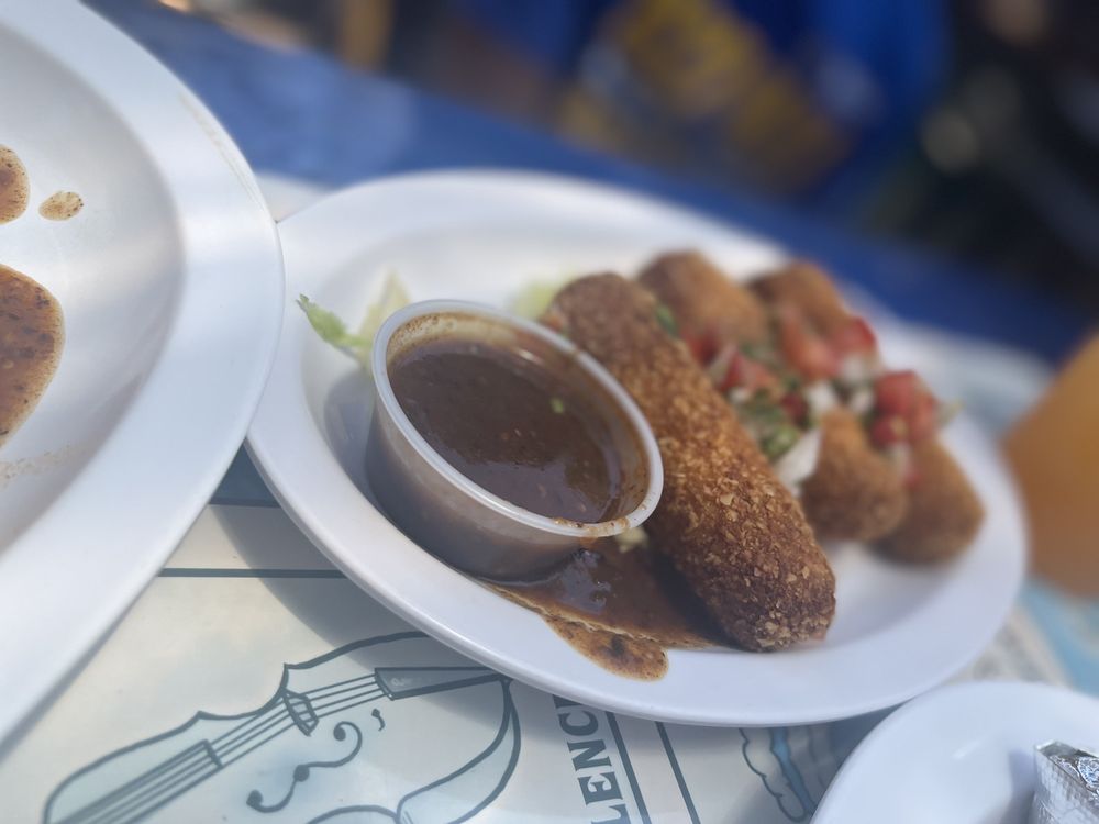 CHA CHA CHICKEN - Updated April 2025 - 2329 Photos & 2539 Reviews ...