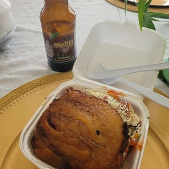 MAXI AREPA - Updated December 2025 - 79 Photos & 63 Reviews - 24811 ...