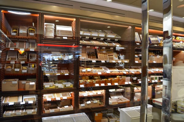 TABAC DU DRUGSTORE PUBLICIS - Updated October 2025 - 131 avenue des ...