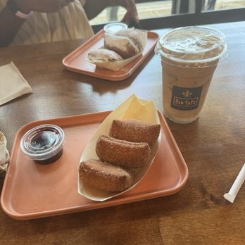 BEN’ YAYS - Updated December 2024 - 79 Photos & 43 Reviews - 1028 King ...