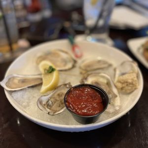 THE DUCK - Updated July 2025 - 119 Photos & 220 Reviews - 502 Main St ...