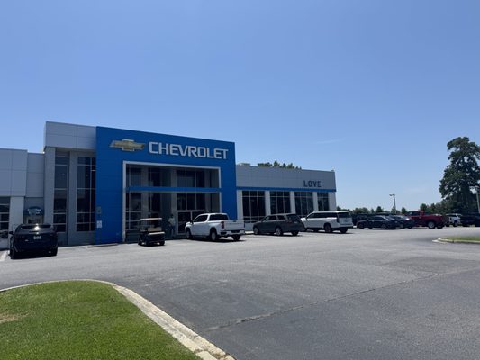 HENDRICK CHEVROLET - Updated May 2026 - 30 Photos - 100 Parkridge Dr ...