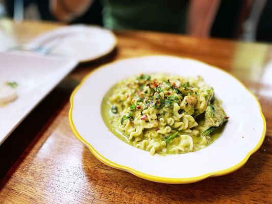 MANO BELLA - SOUTHPARK - Updated December 2025 - 193 Photos & 96 ...